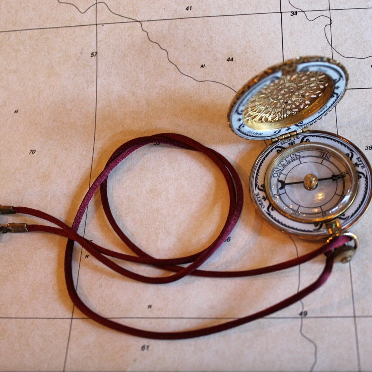 Bússola Urania Propítia - Mestre do Mar